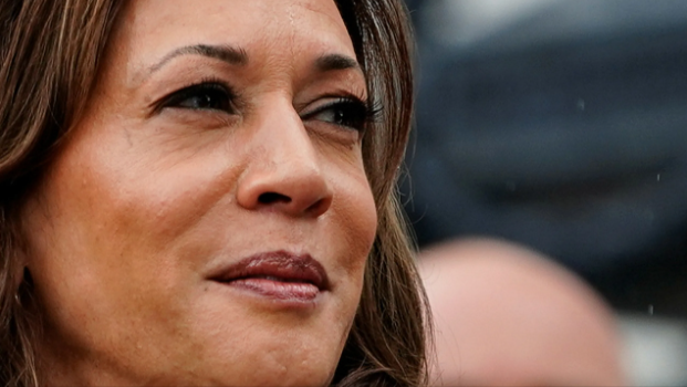 Secret Service Erects Barricades Around White House and Kamala Harris ...